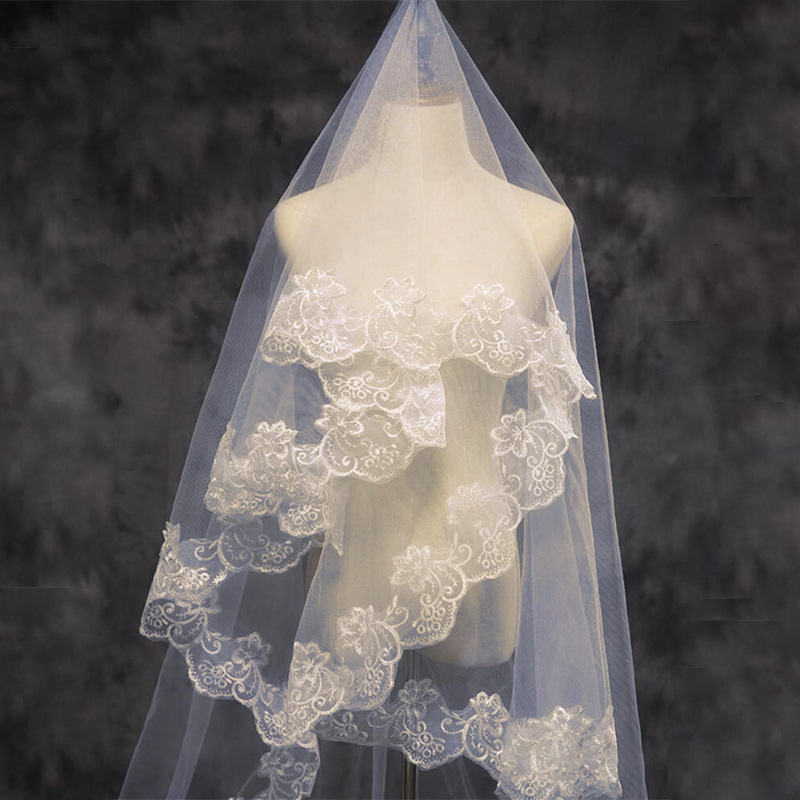 Bridal Veil, 3 Meters Of Lace, Champagne Long Tail Wedding Veil, Spot ...